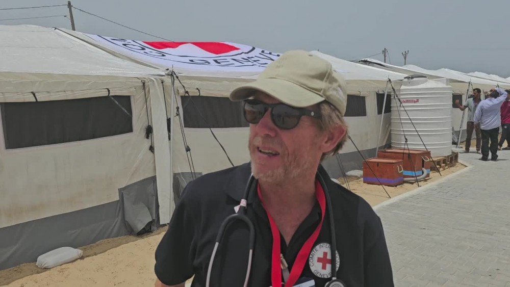 Gaza: Red Cross and Red Crescent teams working to save lives in the Red ...