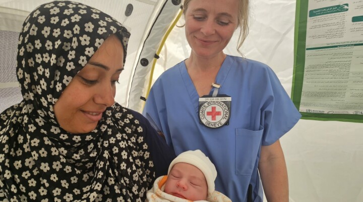 Gaza: Red Cross opens new 60-bed field hospital